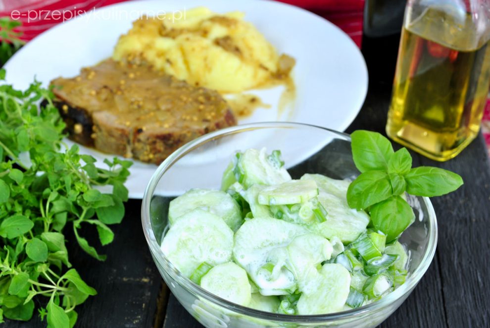Boeuf Stroganow / Strogonow – klasyczny przepis - e-PrzepisyKulinarne.pl