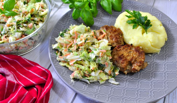 Surówka kopenhaska do obiadu i na grilla - e-PrzepisyKulinarne.pl