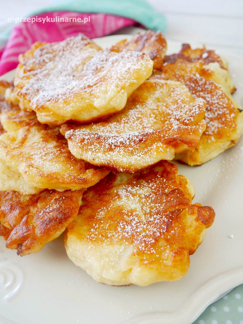 Racuchy drożdżowe na jogurcie – pyszne racuszki z jabłkami - e ...